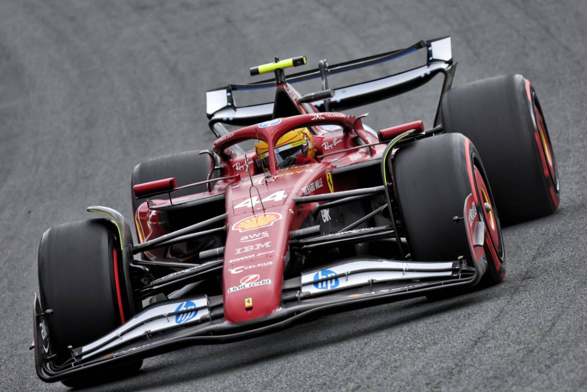 F1 COSMOS | Hamilton and Leclerc Grapple with Unpredictable Ferrari in ...